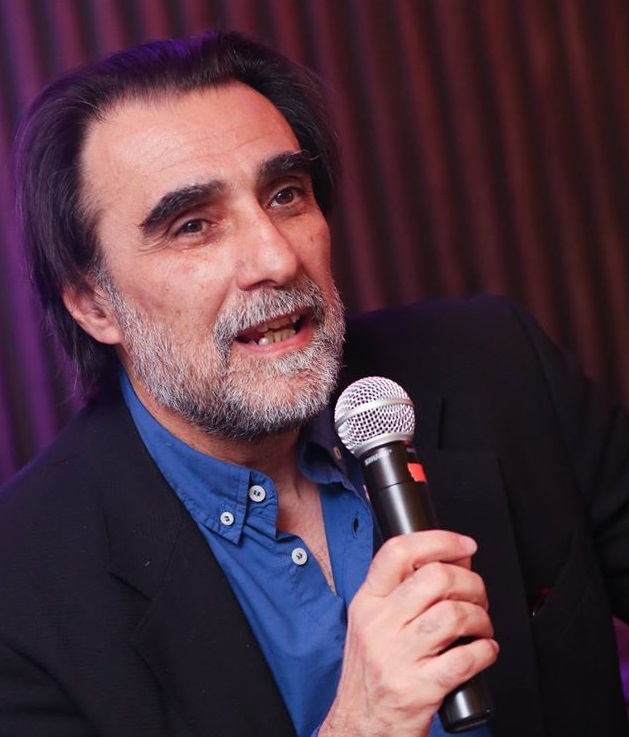 OCHE CALIFA | “El fuego artificial es lindo, pero dura poco en el cielo ...