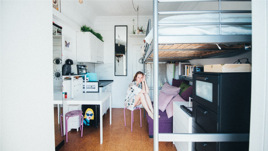 ASSIAH ALCÁZAR | Las habitaciones son los templos de nuestros sueños ...